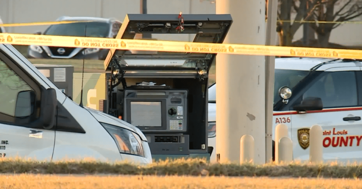 Bank Security Guards Filling ATM Machine Fend Off Multiple Armed ...