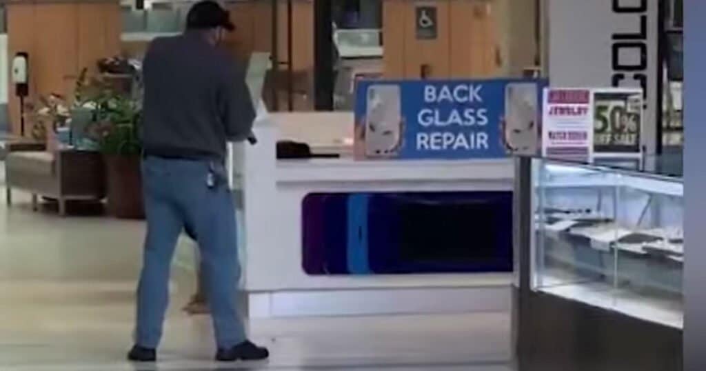 Watch This Real-Life Encounter Between An Armed Citizen Holding A ...