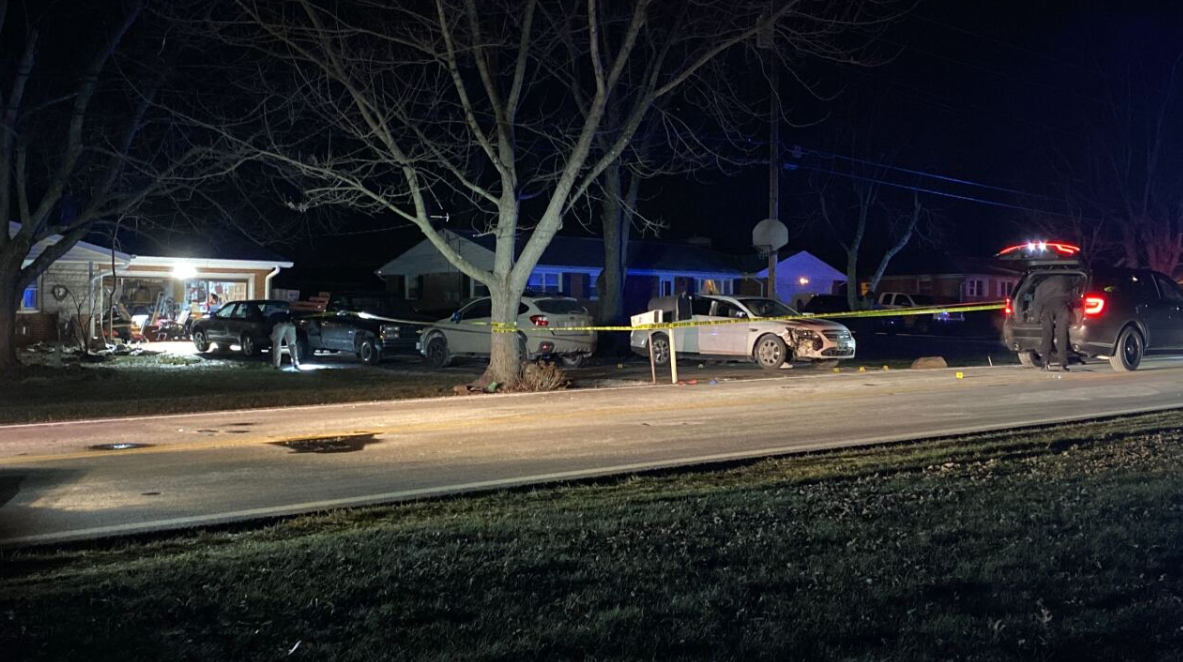 2 Shot During Private Gun Sale Ambush, Suspects Run To Neighboring Home ...